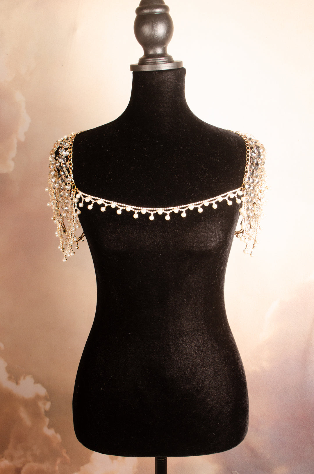 Your Elegance Unearthed - Haus of Junon